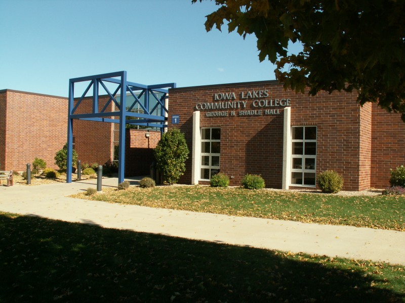 The ILCC Student Services Center Estherville • Christensen Construction ...